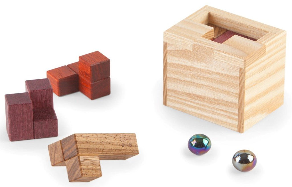 Box with Two Balls - Cubic Dissection – Cubicdissection